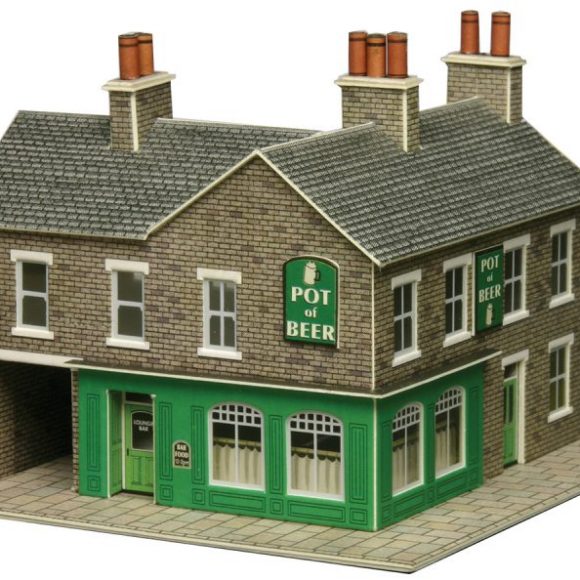 METCALFE PN117 N SCALE CORNER SHOP & PUB IN STONE - The Pump Model Cars ...
