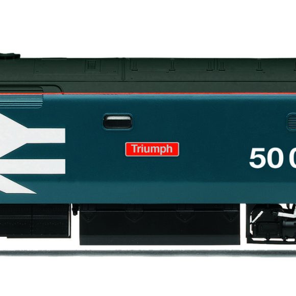 Hornby R30154 BR, Class 50, Co-Co, 50042 ‘Triumph’ – Era 7 OO Gauge ...